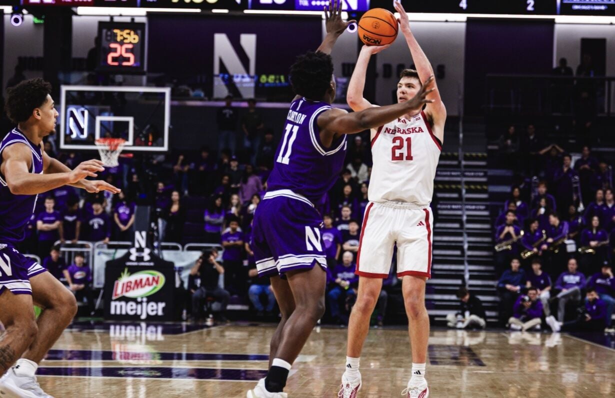 No. 8 Nebraska men's hoops improves to 18-0 with win at Northwestern ...