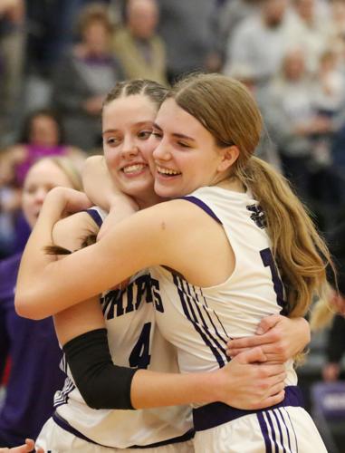 Minden earns return trip to state tournament with 66-31 win over West ...