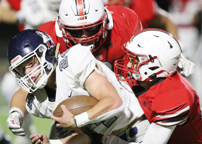 Top-rated Huskies handle No. 7 Patriots in district showdown | Sports ...