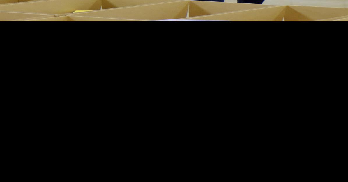 Hundreds of toys packed into Goodfellows boxes | News | hastingstribune.com