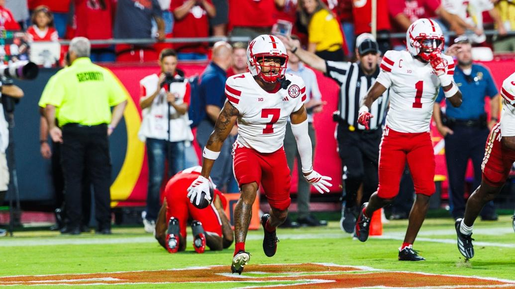 Malcolm Hartzog, Javin Wright expected to play in Saturday's Big Ten ...