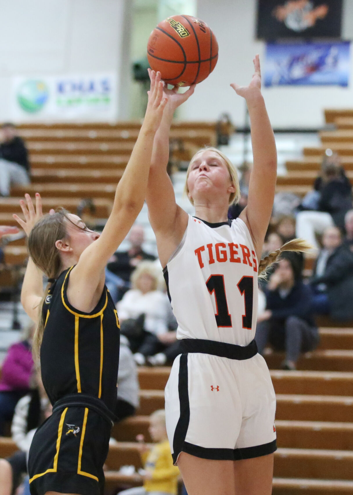 HHS girls look to stack more wins | Sports | hastingstribune.com