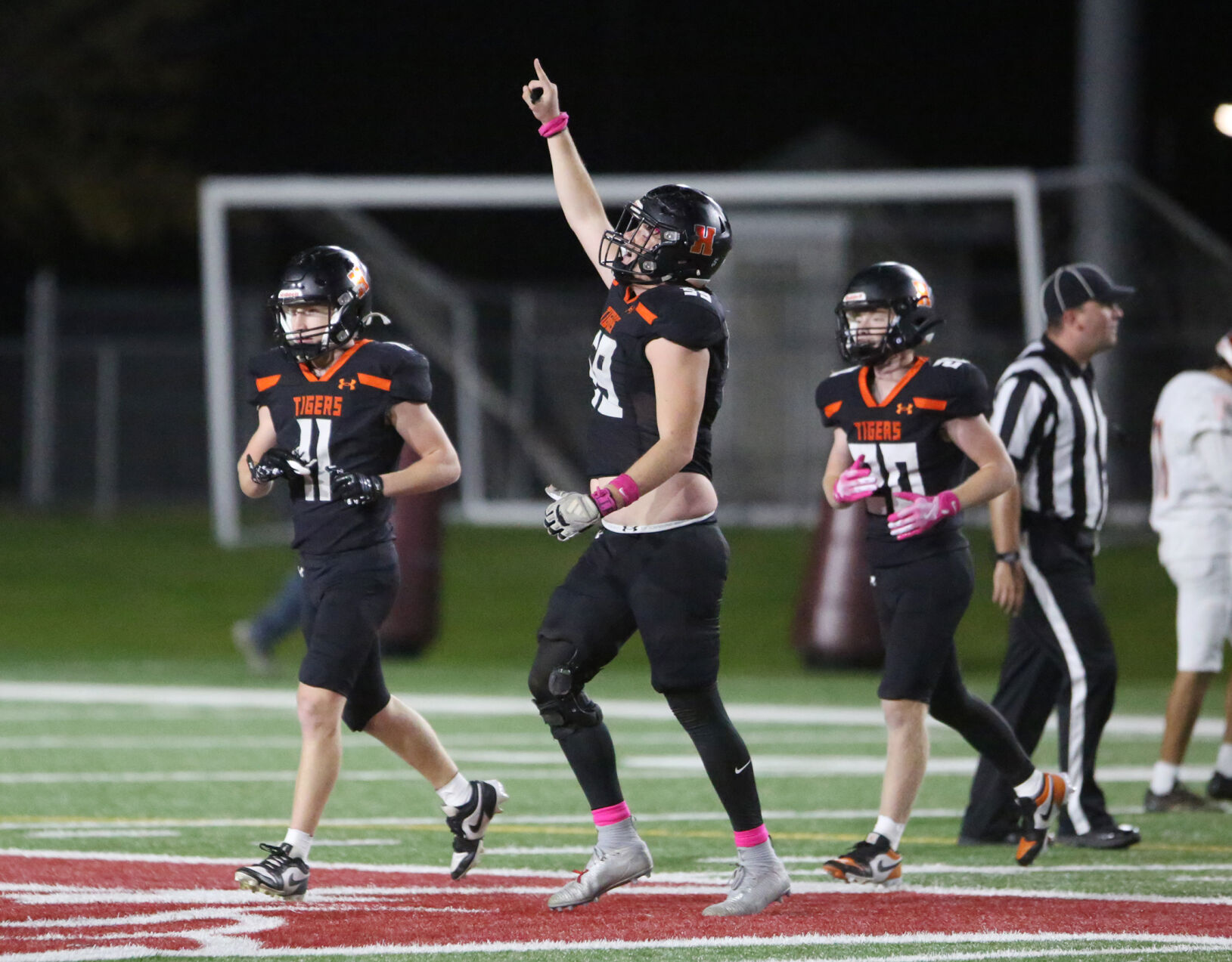Tigers out-kick Minutemen for 13-12 win in home finale | Sports ...