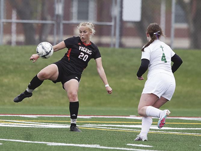 Shamrocks spoil Tigers' senior night with goal in final minutes ...