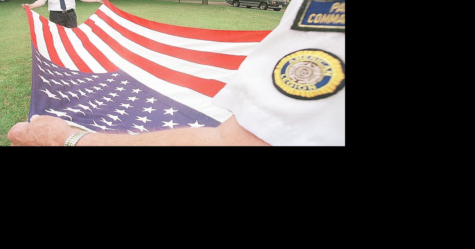 Flag Folding | | hastingstribune.com