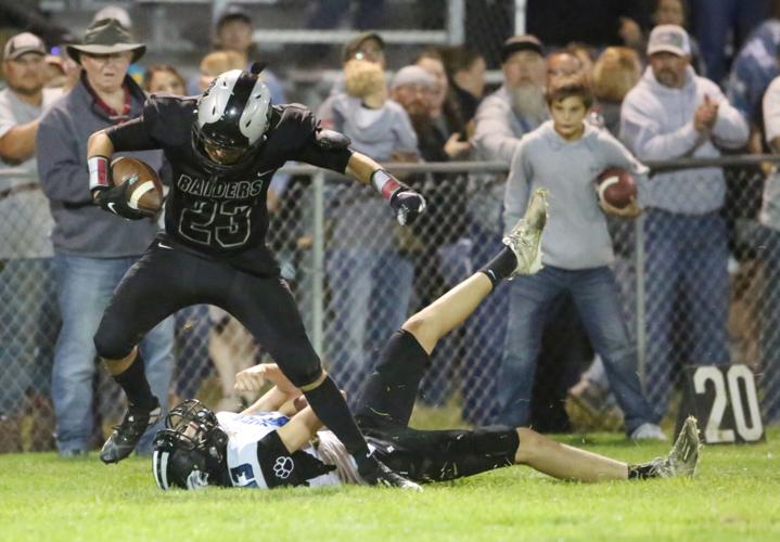 Lawrence-Nelson off to 3-1 start behind dual-threat QB Kucera | Sports ...