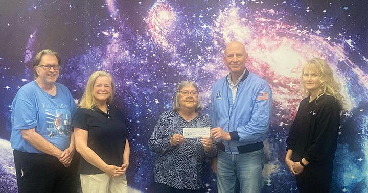 Kiwanis donates $10,000 to Challenger Learning Center | News | hazard ...
