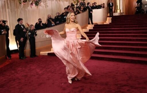 Golden Globes viewership shrinks again | National | hazard-herald.com