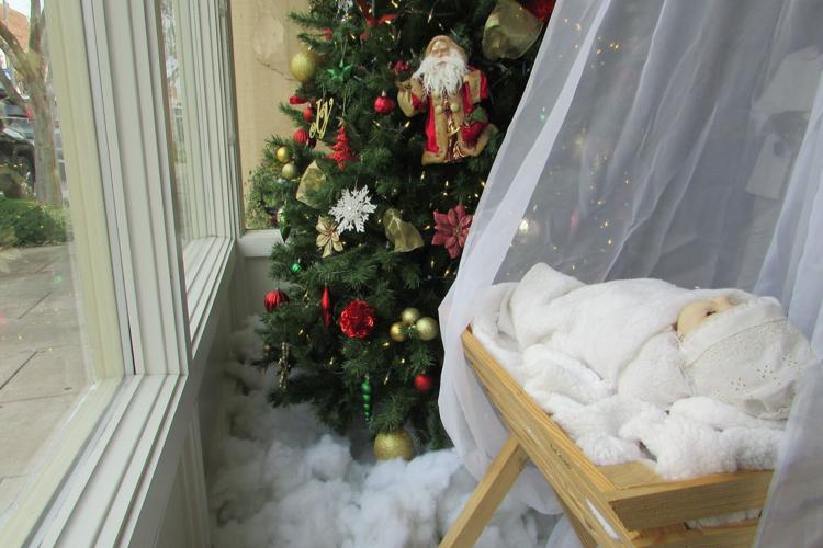 Annual window decoration contest winners announced | Archives ...