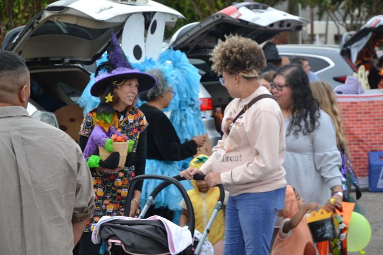 Perry Memorial Library celebrates fall festival | Archives ...