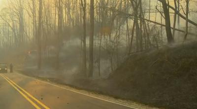 Firefighters in the Carolinas battle multiple wildfires | Archives | hendersondispatch.com