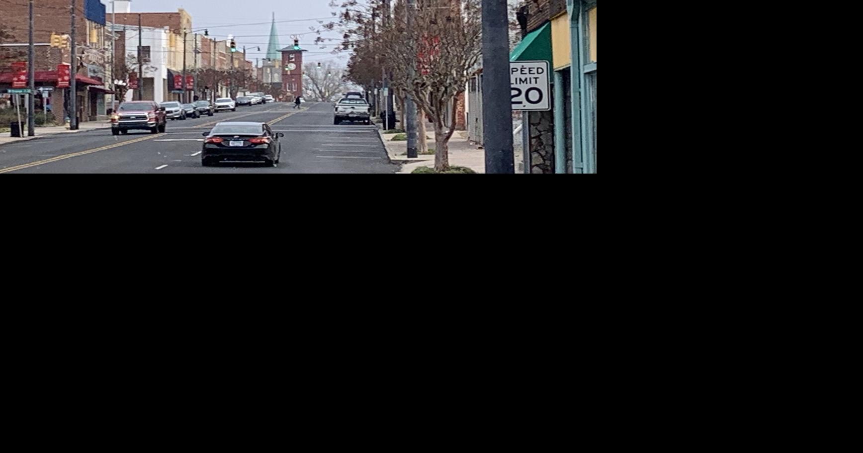 City creates winter streetscape | Archives | hendersondispatch.com