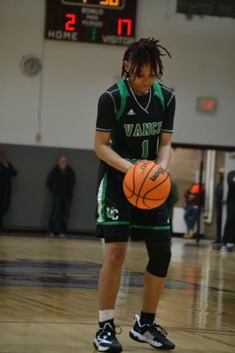 Lady Vipers shellack Warren County, 60-11 | Archives ...