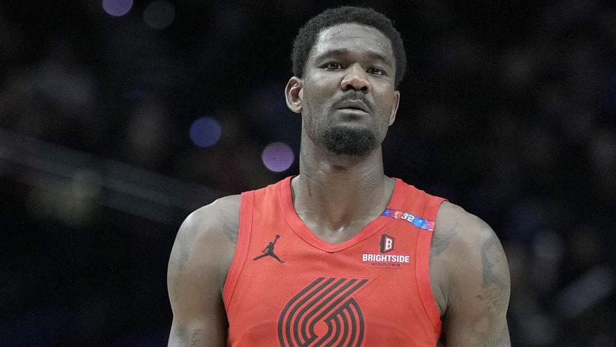 Lakers sign Deandre Ayton to appease LeBron | Archives ...