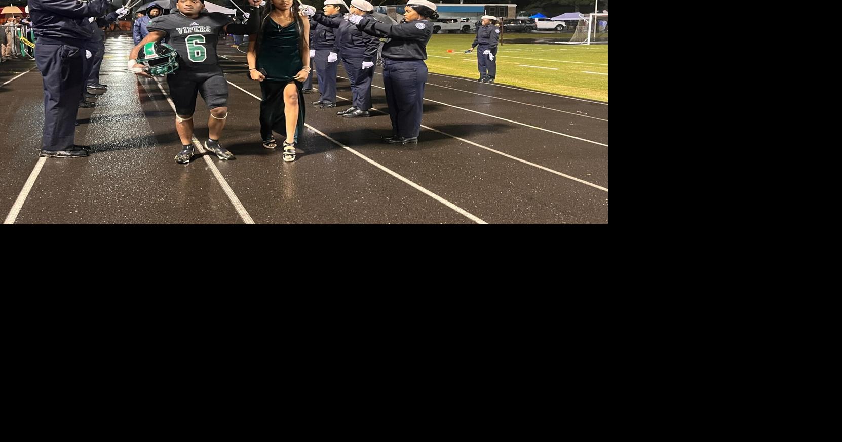 VCHS celebrates stormy homecoming | Archives | hendersondispatch.com