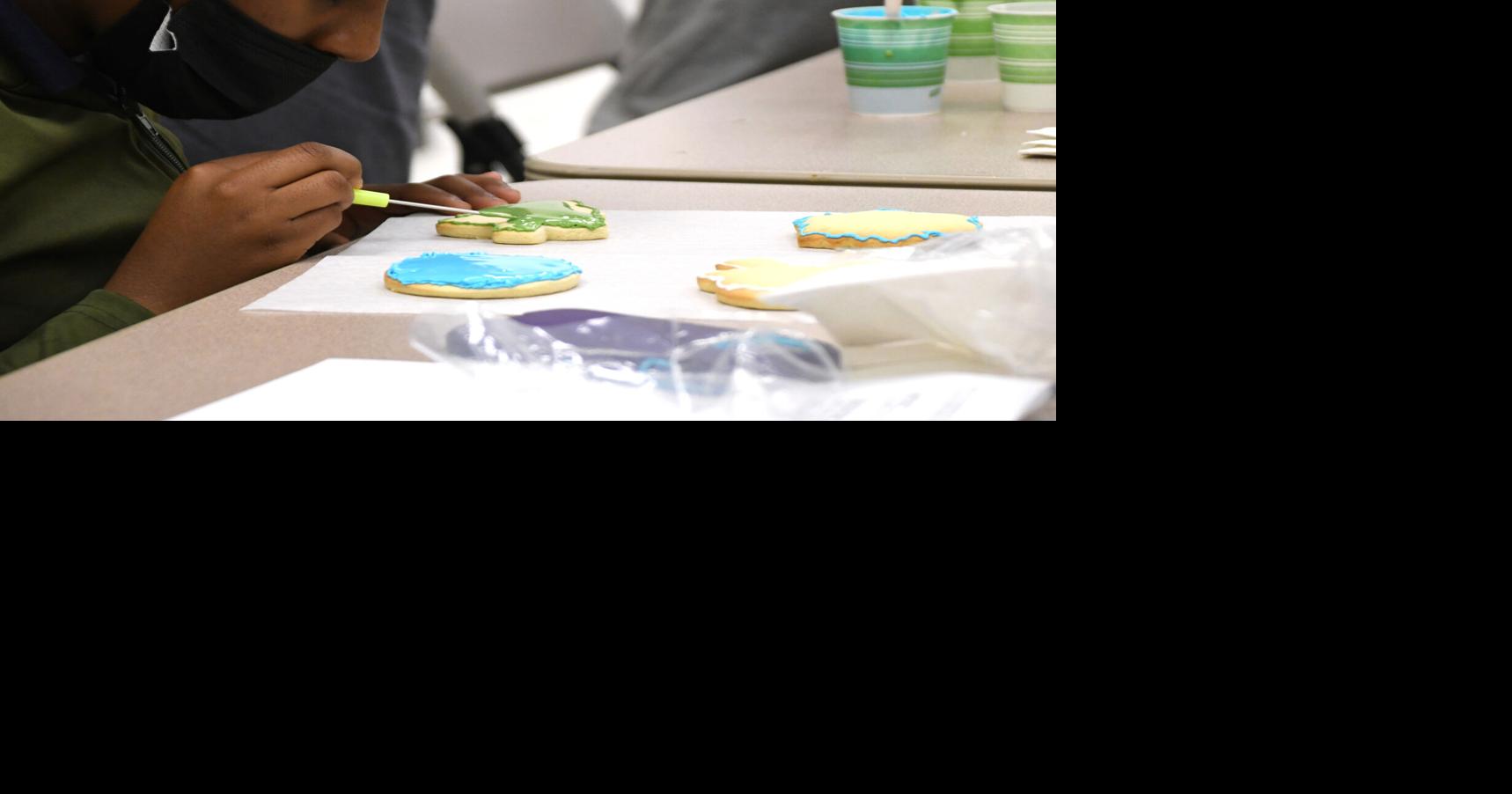 Christmas cookies, life lessons on menu for VCMS students | Archives ...