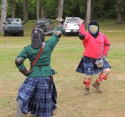Highland Games draws crowds of spectators | Archives ...