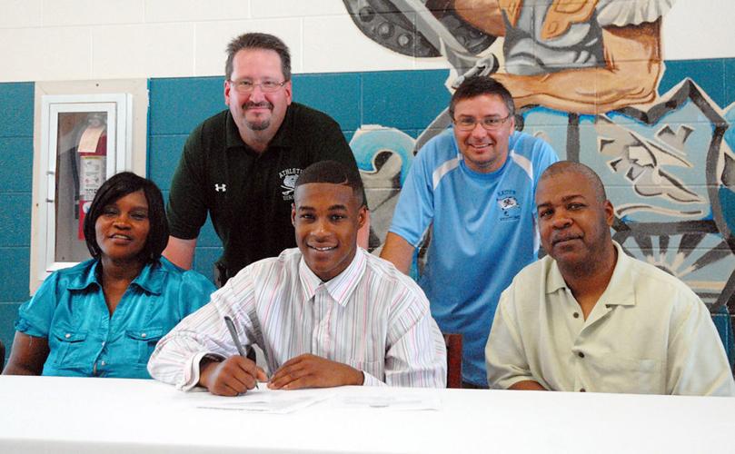 Southern’s Perry headed ‘home’ to St. Andrews | Sports ...