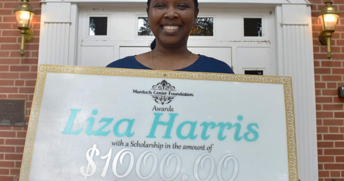 Murdoch Center Foundation awards three scholarships | Features ...