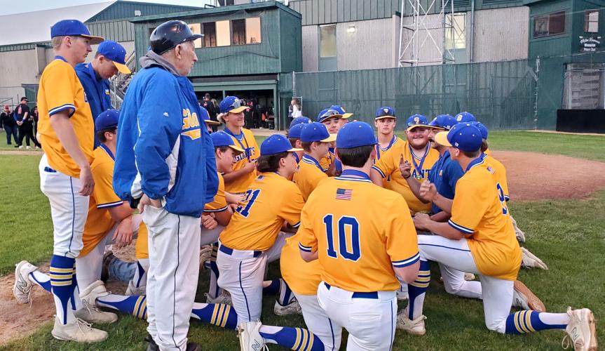 MAKING HISTORY: Giants baseball wins first section championship at ...