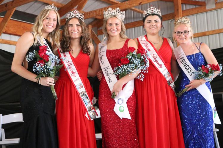 Koreyann Straub crowned first Miss Le Sueur-Henderson | Community ...