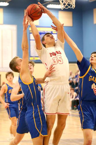 Boys best Giants 72-67, take one step closer to MRC Championship ...