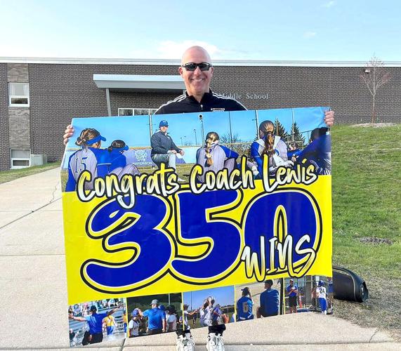 Eric Lewis hits milestone 350th coaching win | HENDERSON SPORTS ...