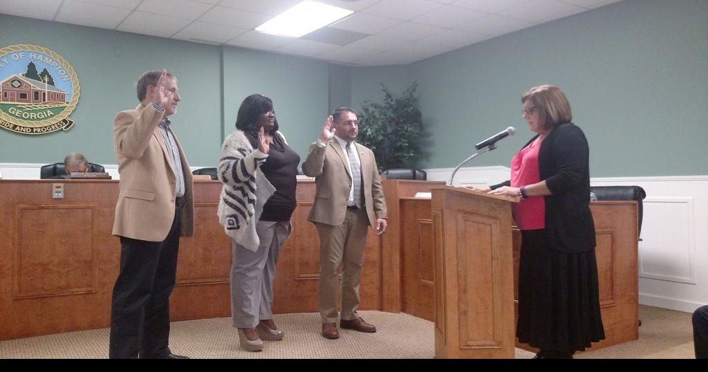 Hampton's new council members take oath | Multimedia | henryherald.com