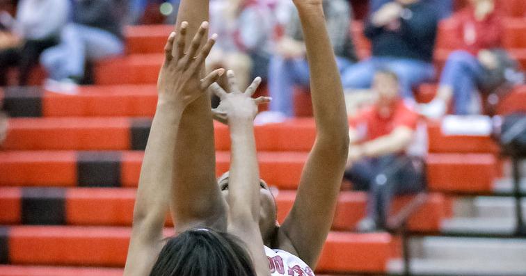 Loganville eliminates Dutchtown girls from state tournament in final ...