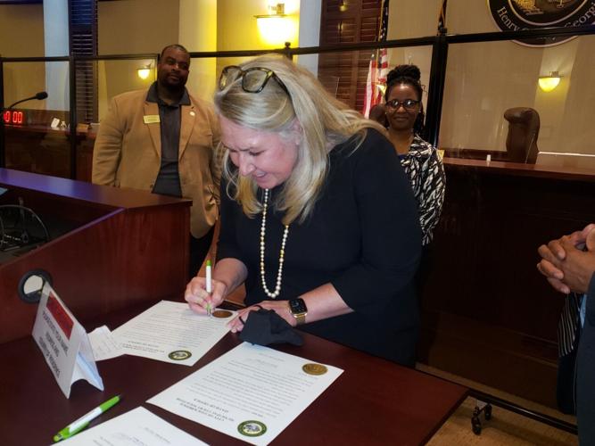 Stockbridge holds oath of office for Municipal Court, Planning ...