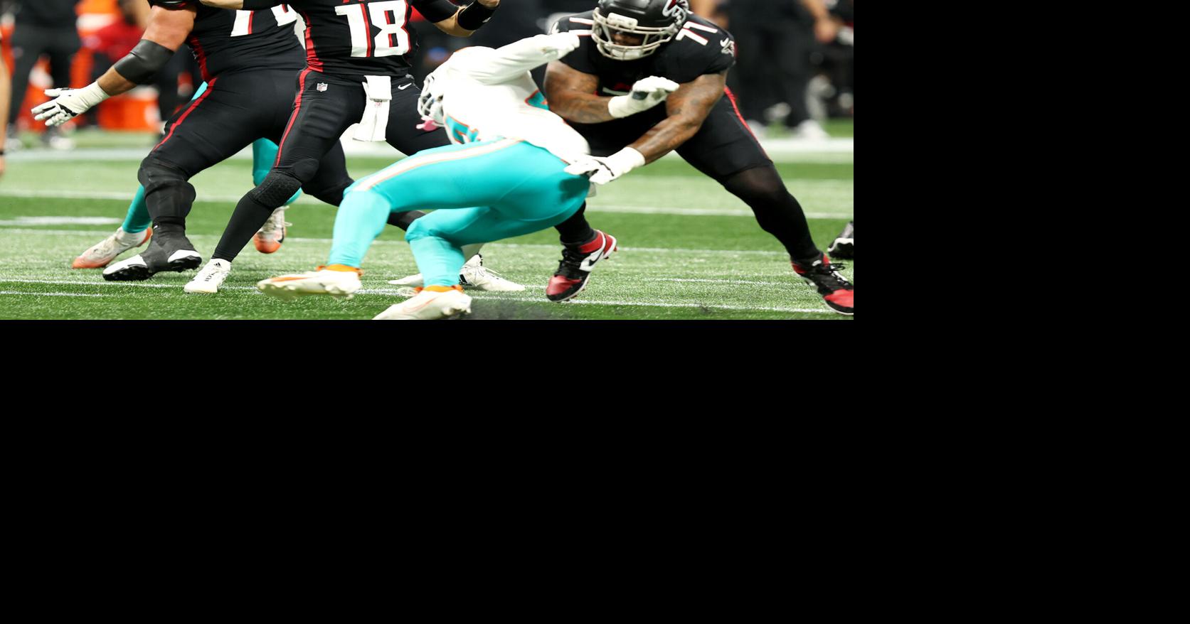 PHOTOS: Atlanta Falcons vs. Miami Dolphins | Henry Herald Photo ...