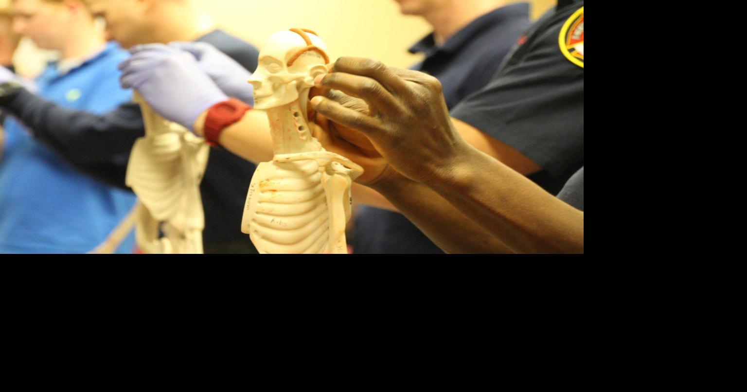 HCFD EMT-Paramedic training exceeds standards | Features | henryherald.com