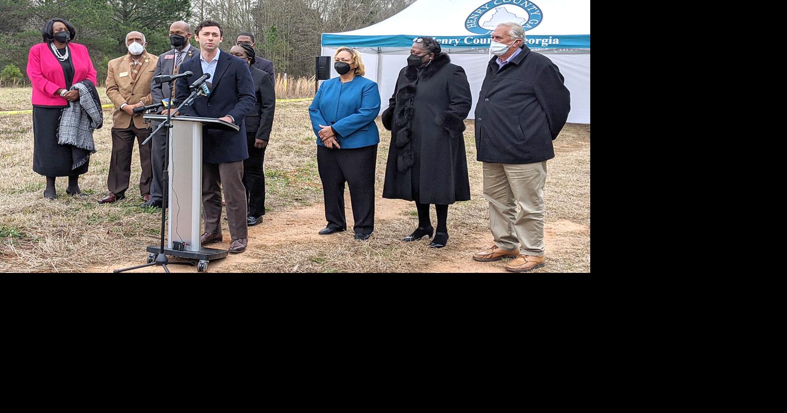 Chair Carlotta Harrell welcomes Senator Jon Ossoff to Henry County ...