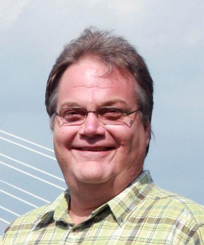 J.B. Miller: Wall of Fame should display all inductees or none ...