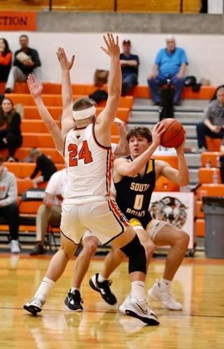 High school sports roundup: Pointers ride free throws to 56-49 victory ...