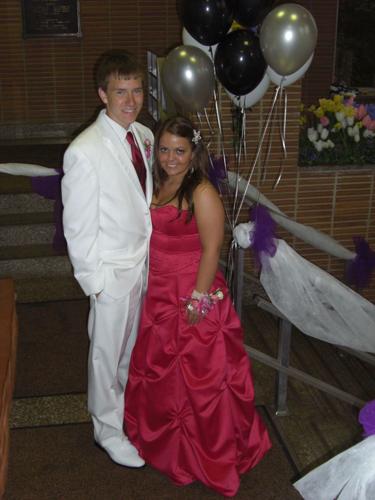 Hurricane High School students make lasting memories from prom | Putnam ...