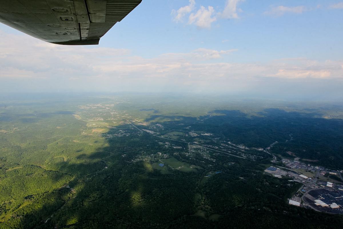 Photos: West Virginia Skydivers | Photo Galleries | herald-dispatch.com
