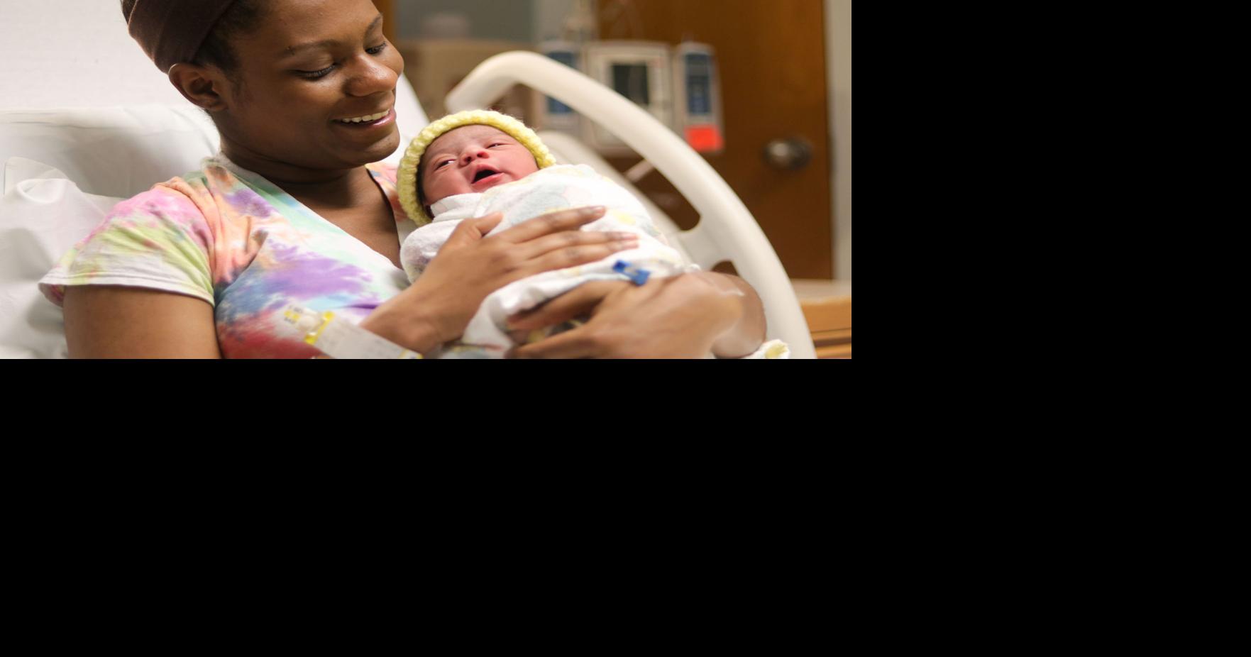 Local parents welcome first baby of 2017 | News | herald-dispatch.com