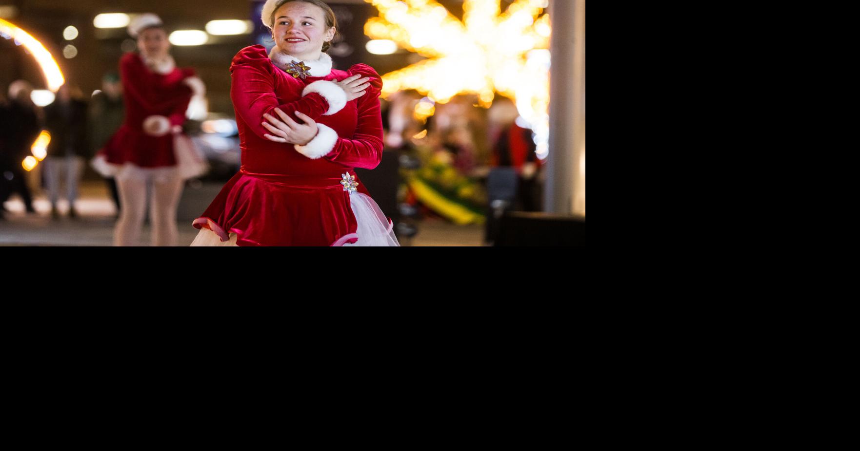 Photos: Huntington Tree-Lighting Ceremony | Multimedia | herald ...