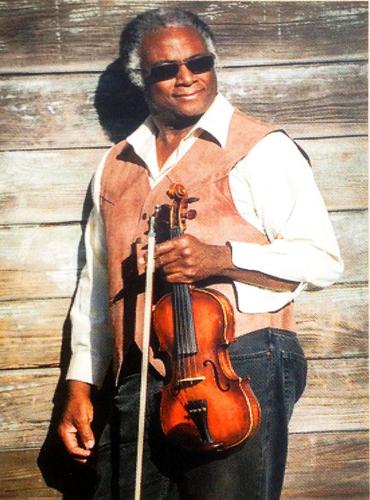 Master fiddler Earl White is ringing in Appalachian 'old time ...