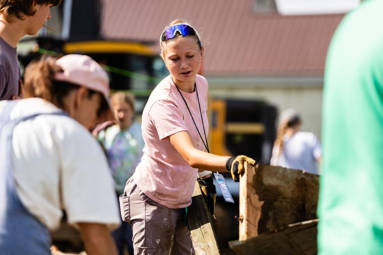 World Changers work on service projects in Huntington | News | herald ...