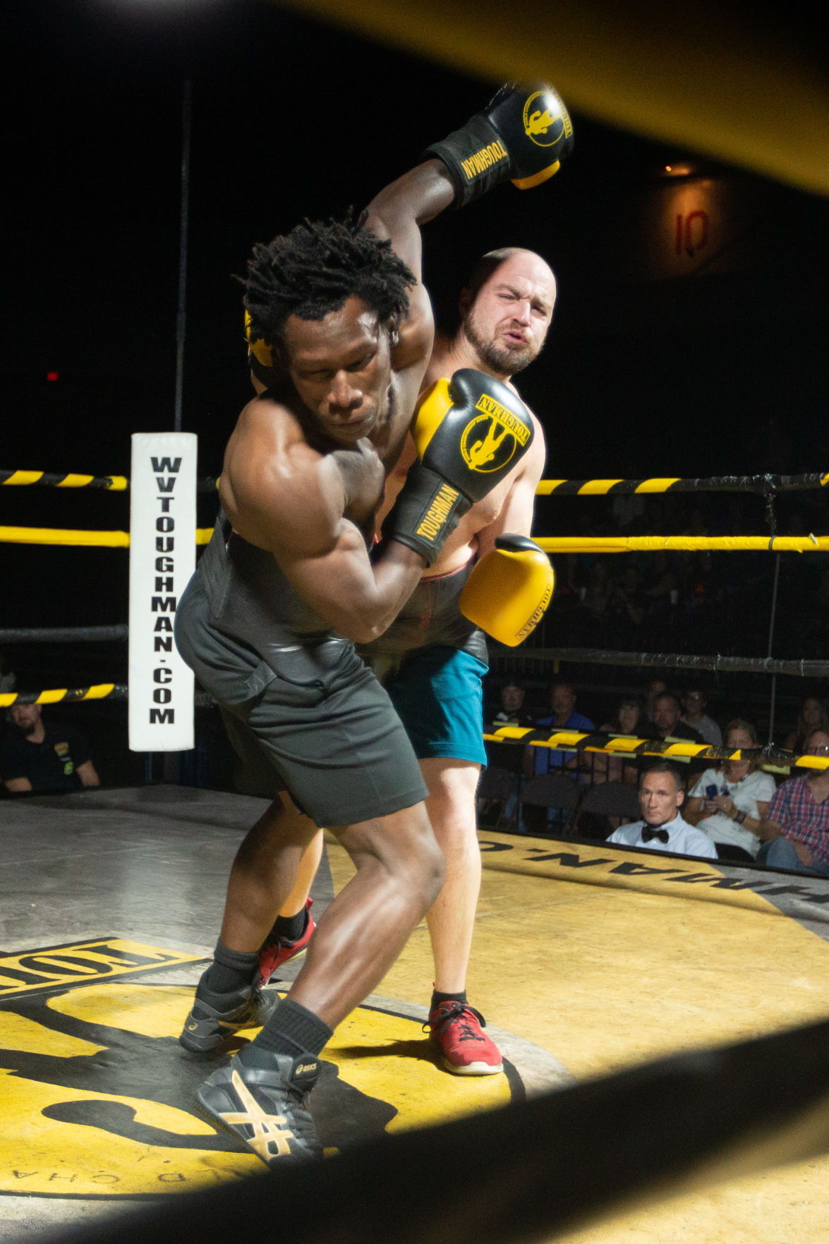 Photos: The Original Toughman Contest, Saturday | Multimedia | herald ...