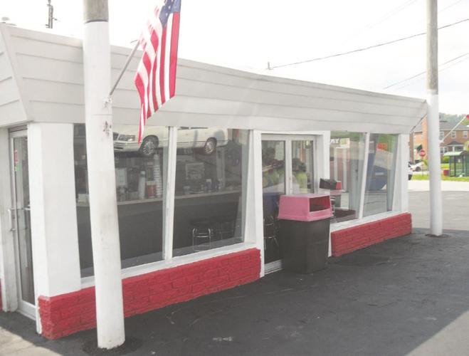 Midway continues serving up classic hot dogs, burgers | | herald ...