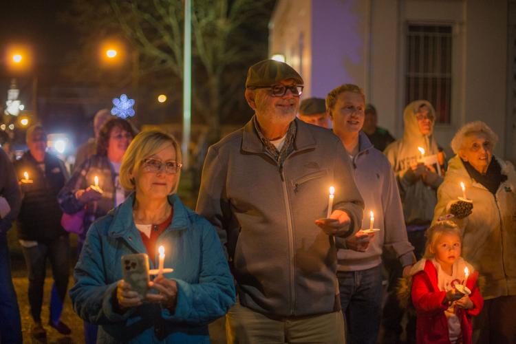 Annual holiday ceremony honors those who have died | News | herald ...