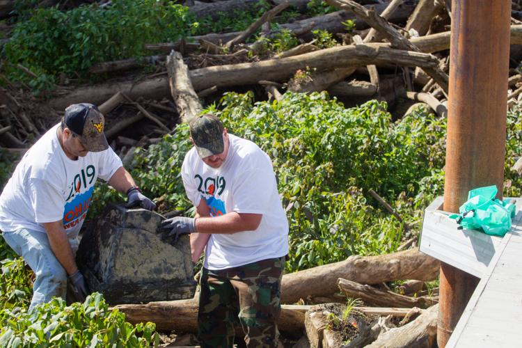 Photos: Ohio River Cleanup at Harris Riverfront Park | Multimedia ...