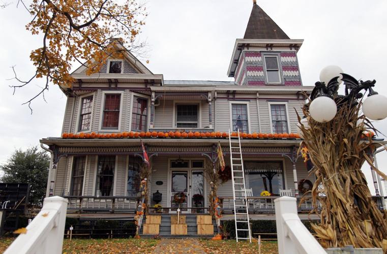 Gallery: Pumpkin House Preparations in Kenova | Photos News | herald-dispatch.com
