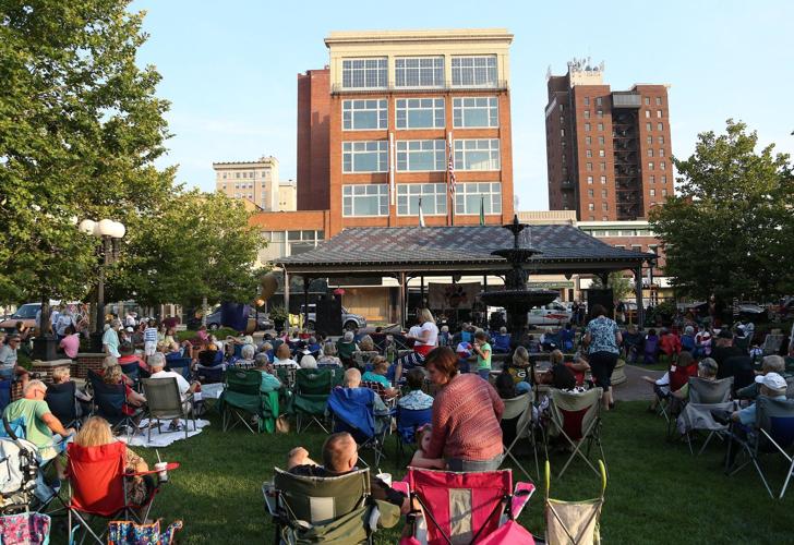 Mojo Bones performs downtown | News | herald-dispatch.com