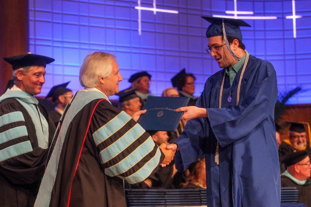 Photos: MCTC Commencement Ceremony 2019 | Multimedia | herald-dispatch.com