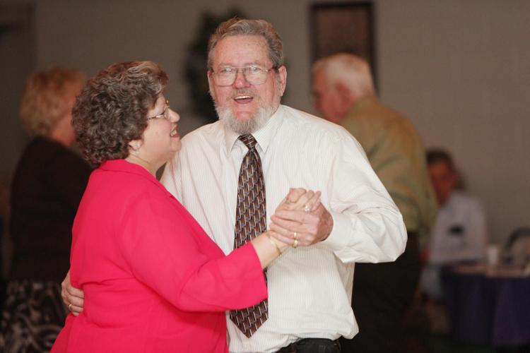 Gallery: Senior Spring Prom Dance | Photos News | herald-dispatch.com