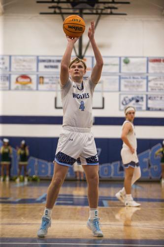 Photos: Spring Valley vs. Huntington, boys basketball | Multimedia ...